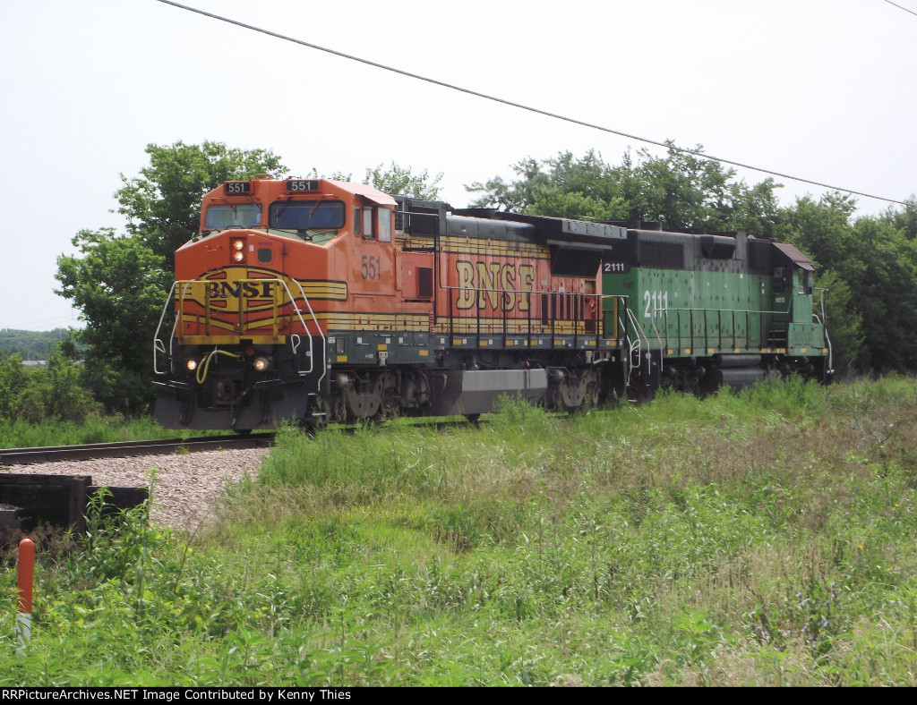BNSF 551